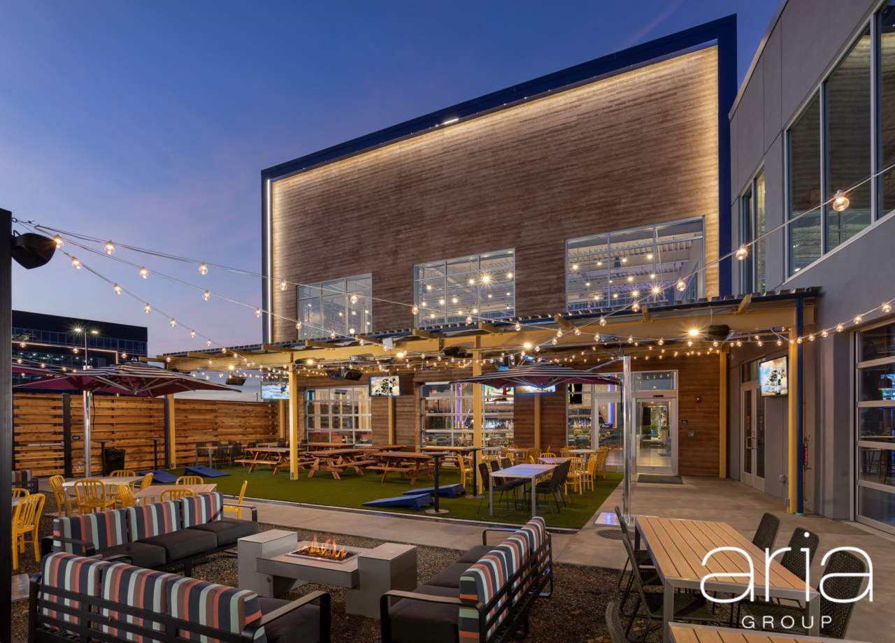 How To Create Outdoor Spaces For Restaurants, Hotels & More - Bromic ...
